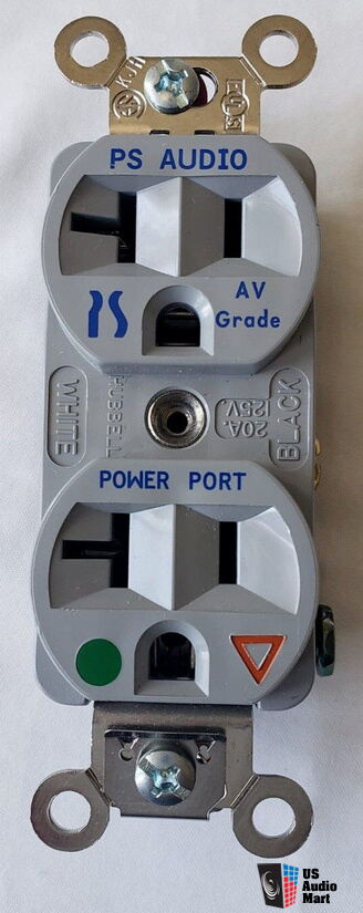 PS Audio Ultimate Outlet 15A V.3 + PS Audio Humbuster Upgraded Photo ...