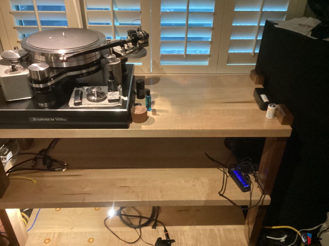 Maple and walnut hifi stand SOLID Photo #4617511 - US Audio Mart