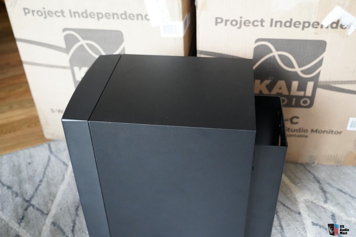 Pair of Kali Audio IN-5 C 5-inch Powered Studio Monitor Photo #4618322 ...