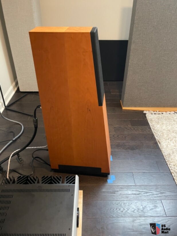 Vandersteen QUATRO wood...Amazing!! Photo #4619449 - US Audio Mart