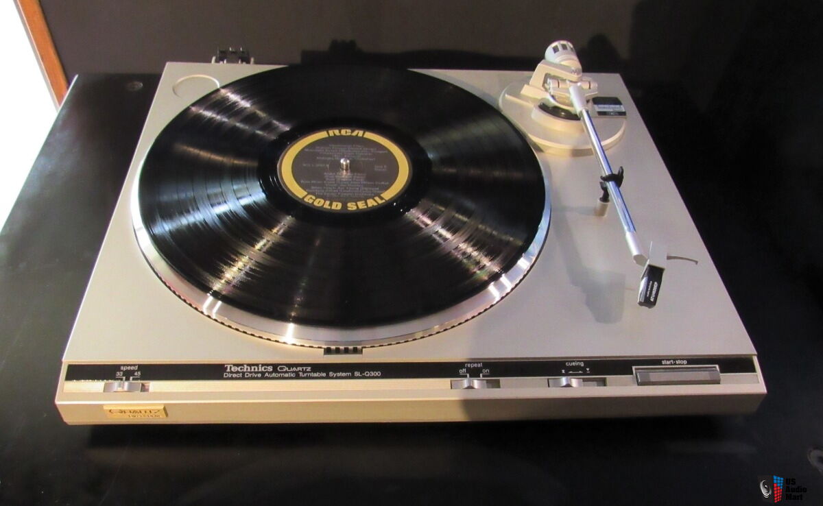Technics SL-Q300 Quartz Locked Direct Drive Fully Automatic Turntable ...