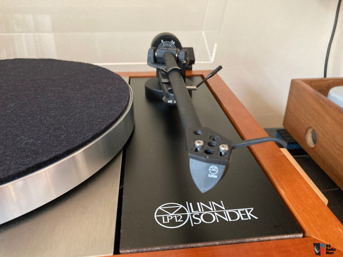 Linn LP12, Akito 2B Tonearm, Valhalla, Cirkus, Mober SSP12 Subplatter ...