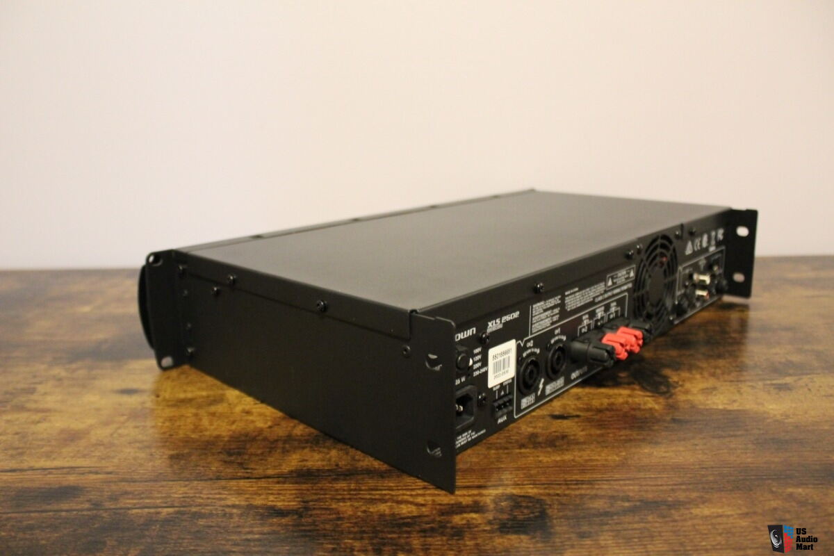 Crown XLS 2502 Power Amplifier Photo #4631440 - US Audio Mart