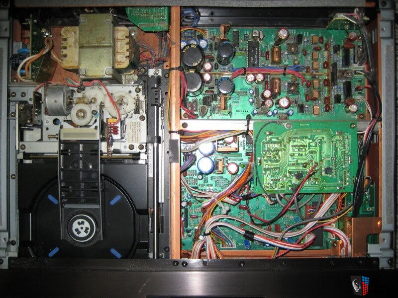 9.5/10 Sony CDP-650ESD CD Player Photo #4634465 - US Audio Mart