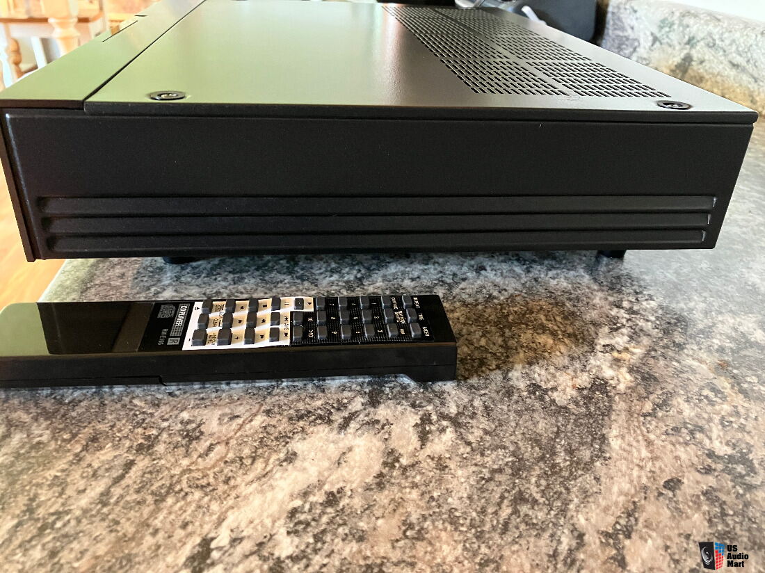 9.5/10 Sony CDP-650ESD CD Player Photo #4634455 - Canuck Audio Mart