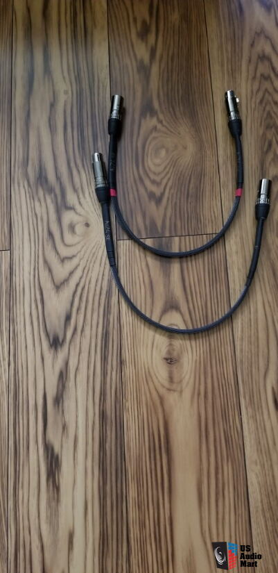 A pair of Audience AU24SE XLR Interconnect Cables. These are 1/2 Meter ...