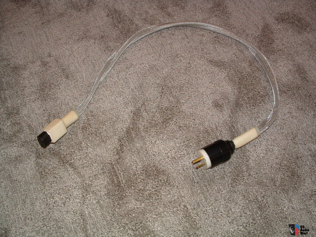 Tara Labs RSC Air Power Cord with 20 amp IEC Connector - 3 feet Photo ...
