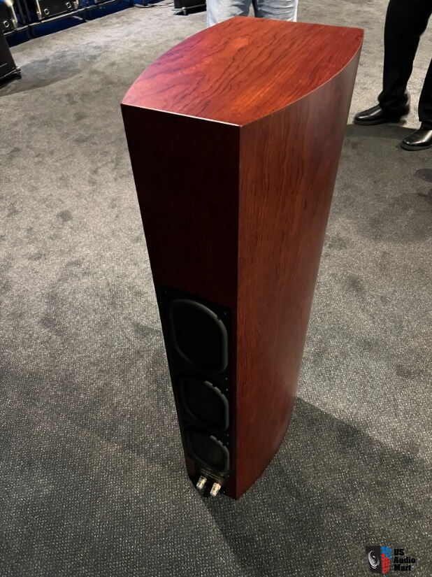 LSA 20 Signature Tower Loudspeaker Photo #4642640 - US Audio Mart