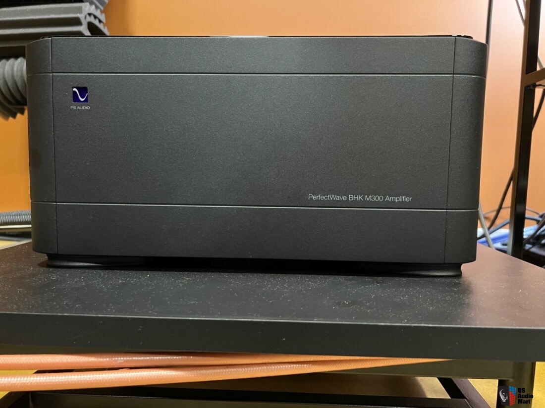 PS Audio BHK 300 Monoblocks; Black; 9/10; $7399 Photo #4646266 - US ...