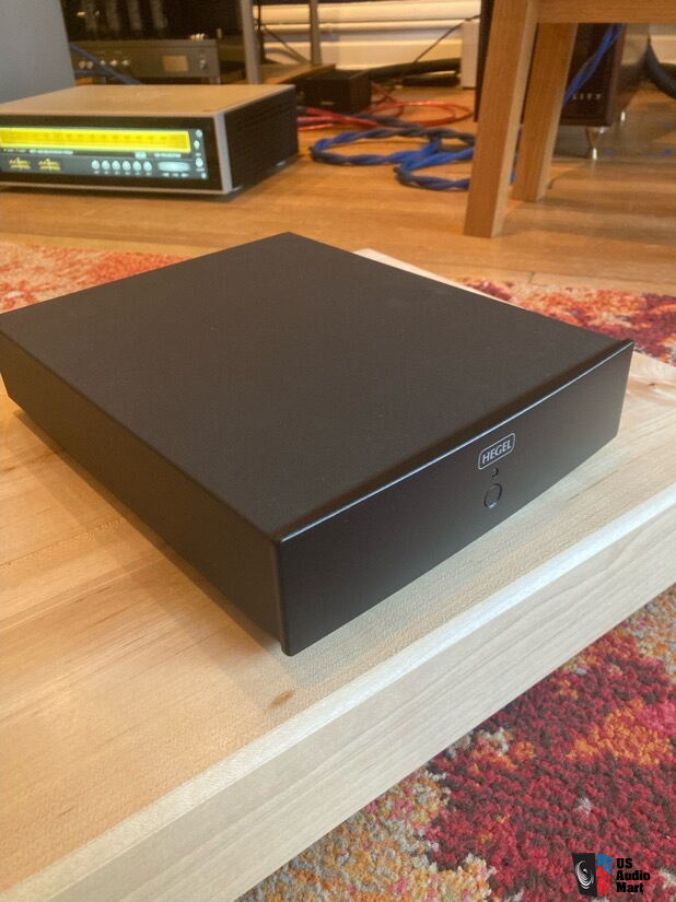 Hegel V10 Photo #4647781 - US Audio Mart