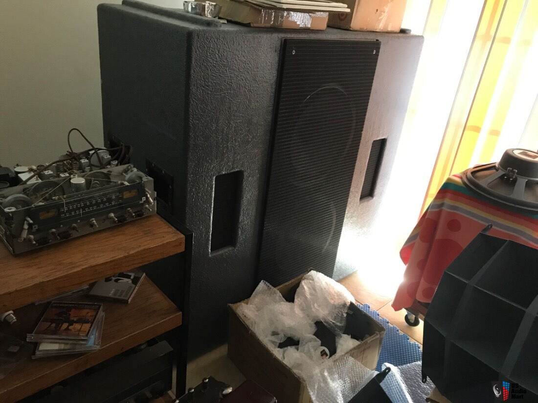 Altec Lansing. Empty cabinet Stanley screamer 1125R PAIR LOCAL PICK UP
