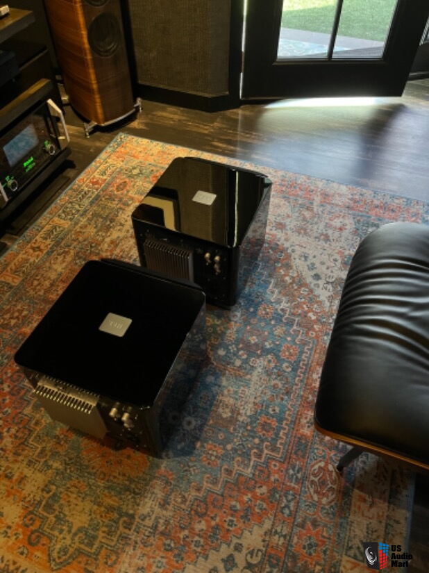 REL T7/X pair Black Photo #4656339 - US Audio Mart