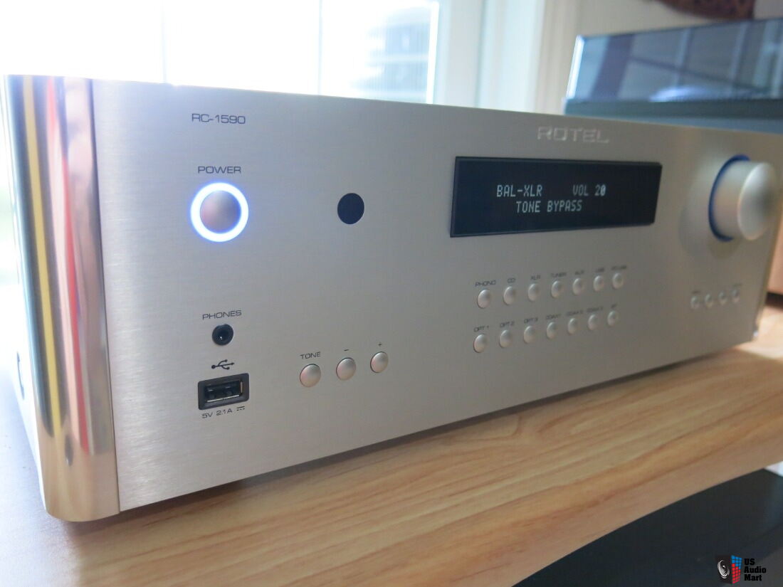 Rotel RC-1590 Balanced Preamplifier Photo #4656817 - US Audio Mart