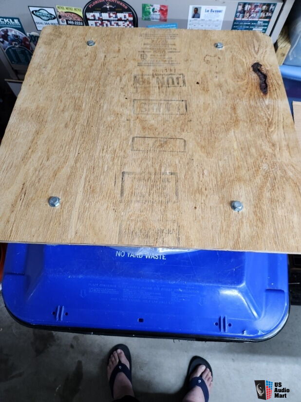 Sound Anchor - Stand for JL Audio F-110 Fathom 110 - will fit other ...