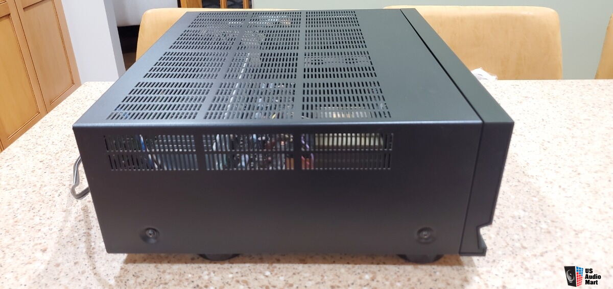 Yamaha AX-700u integrated amp Photo #4659461 - US Audio Mart