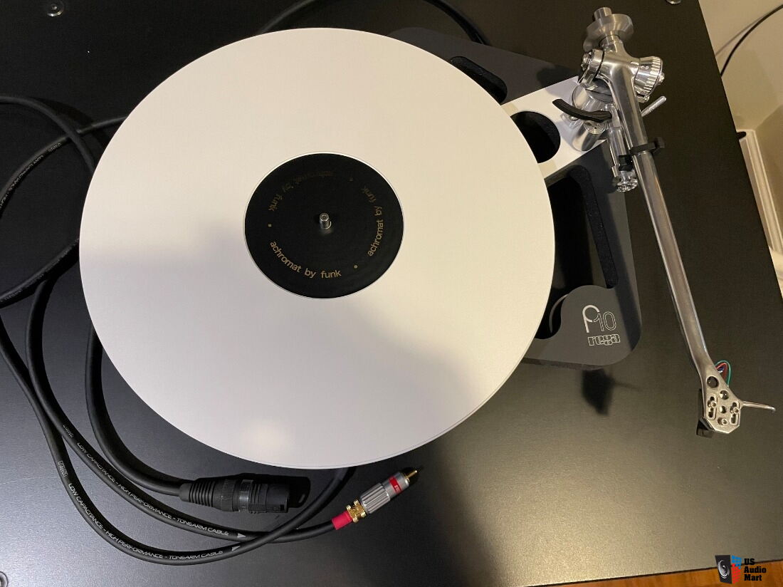 Rega Planar P10 Turntable with Apheta 3 Cartridge Photo #4659723 - US ...