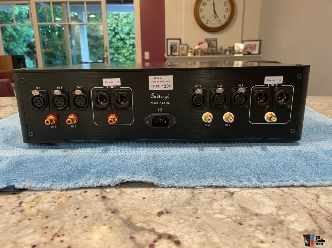 AUDIO GD HE1 XLR/SE Tube Preamp (Regenerative Power Supply - Less than ...