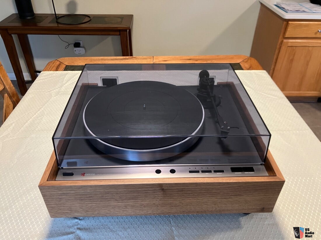 Kyocera PL-701 Fully Automatic Turntable, Walnut base, MANY extras ...