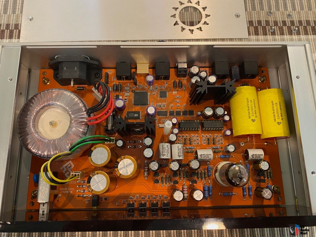 MHDT Atlantis DAC silver chassis with Tung-Sol 5670/2c51 tube Photo ...