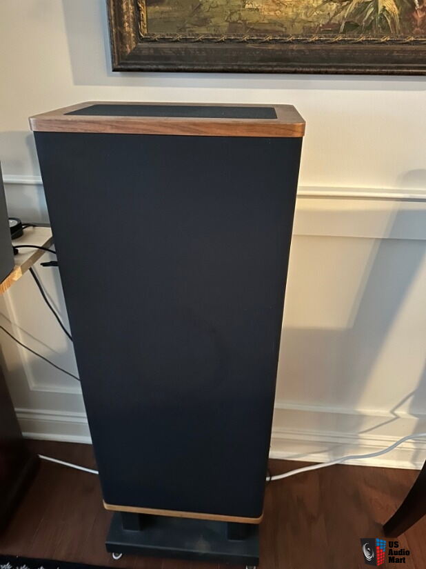 Vandersteen Model 2 speakers with original boxes and stands Photo ...