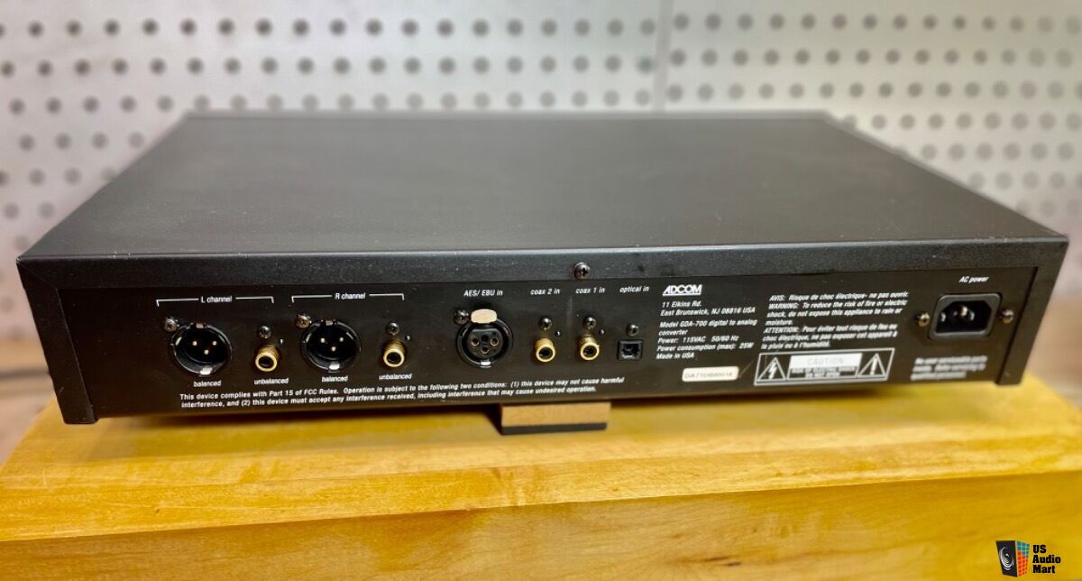 Adcom GDA-700 HDCD R2R DAC Balanced Photo #4676262 - US Audio Mart