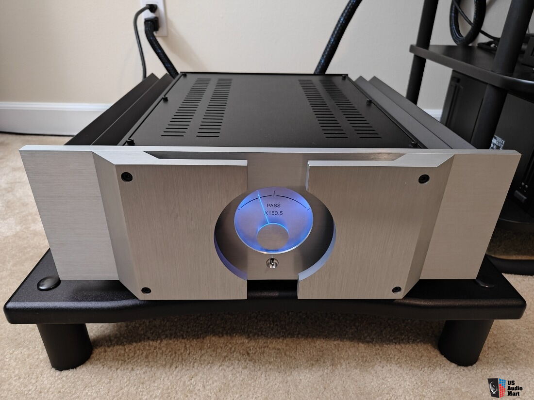 Pass Labs X150.5 Stereo Amplifier VERY CLEAN For Sale - US Audio Mart