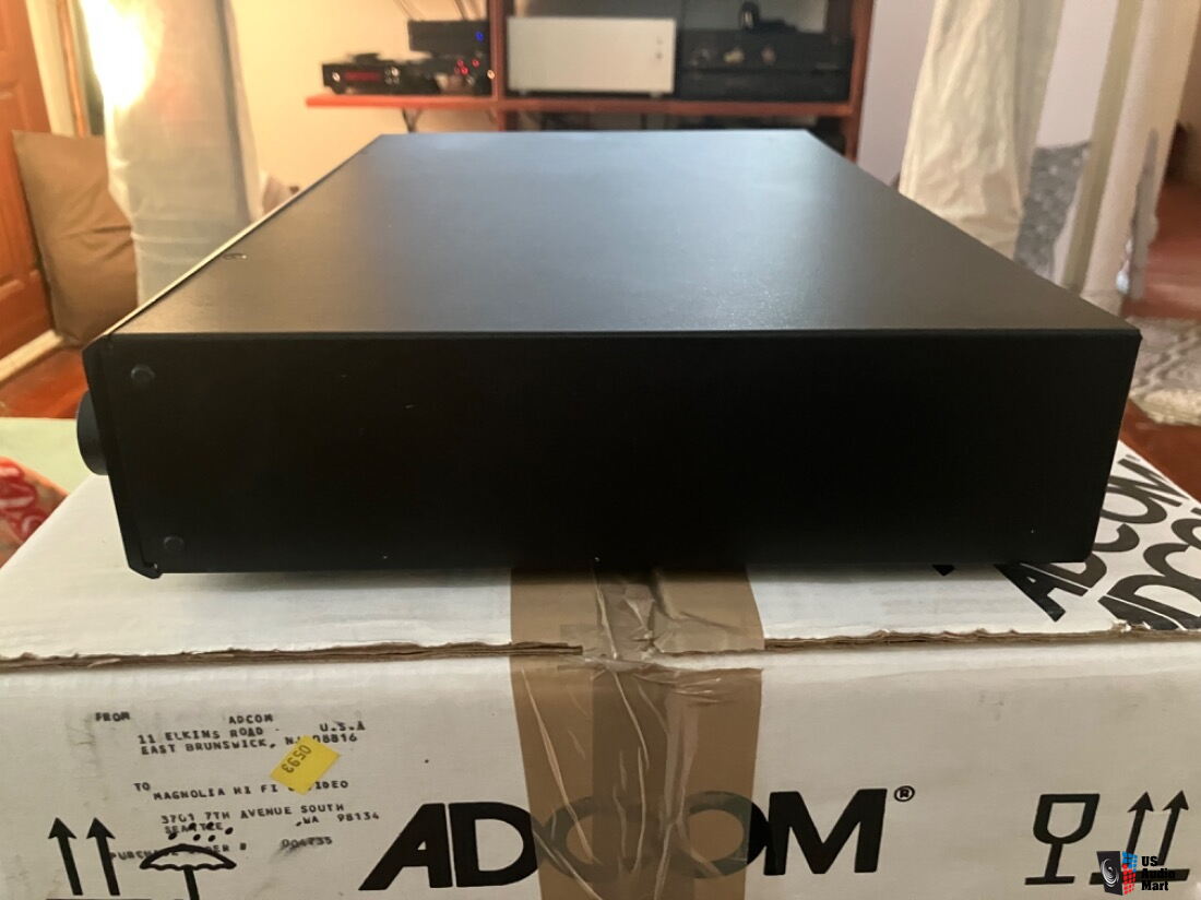 Adcom gfp 565 excellent Photo #4674929 - US Audio Mart