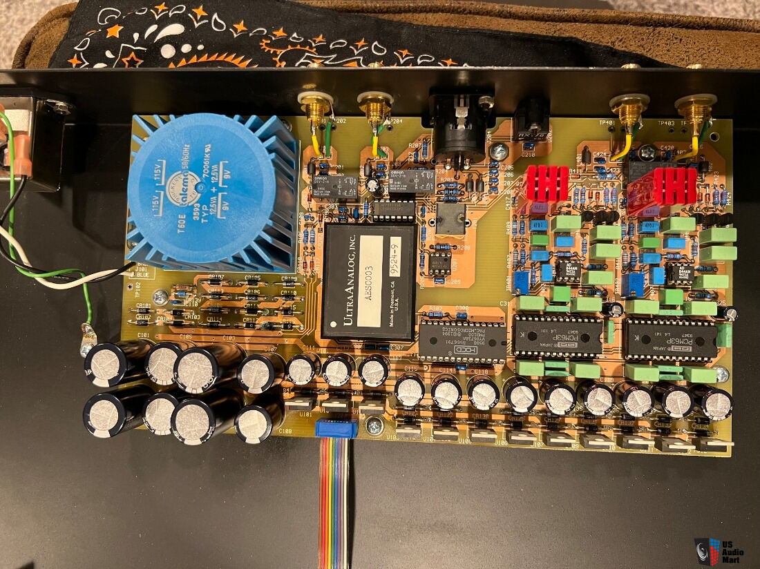 Aragon D2A2 DAC with HDCD updated with Burson V6 Vivid opamps Photo ...