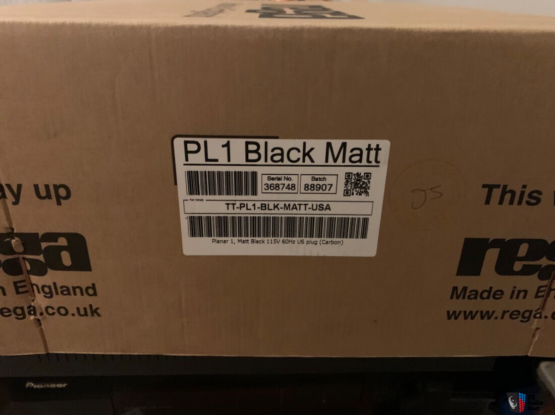 Rega PL1 Planar Turntable, Black, New in Box Photo #4680754 - US Audio Mart