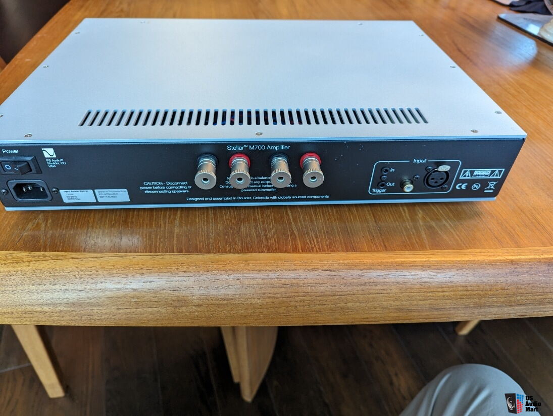 Single PS Audio Stellar M700 monoblock amplifier BARGAIN Photo #4681649 ...