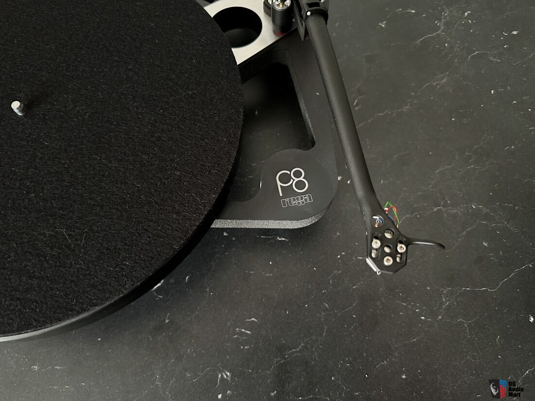 Rega Planar P8 Turntable + Apheta 2 Cartridge + Original Box and ...