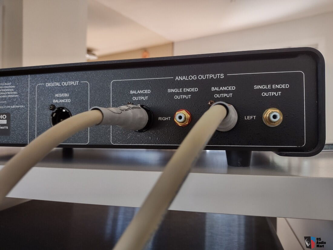 Classe - All Silver Faceplate System Photo #4695143 - US Audio Mart