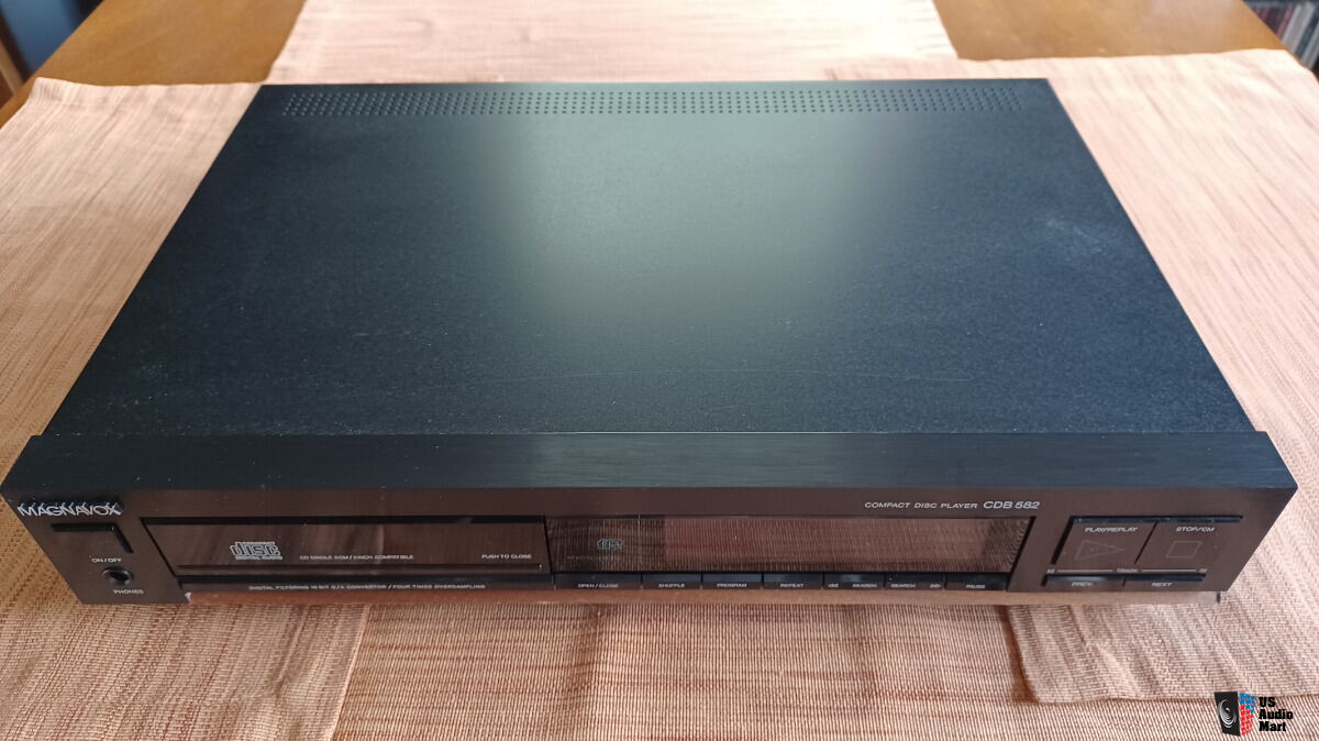 Magnavox CDB 582 Compact Disk Player TDA1541A Photo #4695851 - US Audio ...