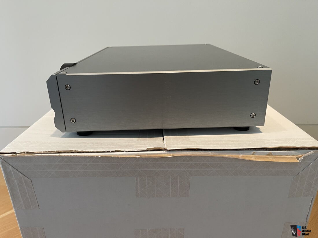 Pass Labs XP-32 Line Stage Photo #4696510 - US Audio Mart