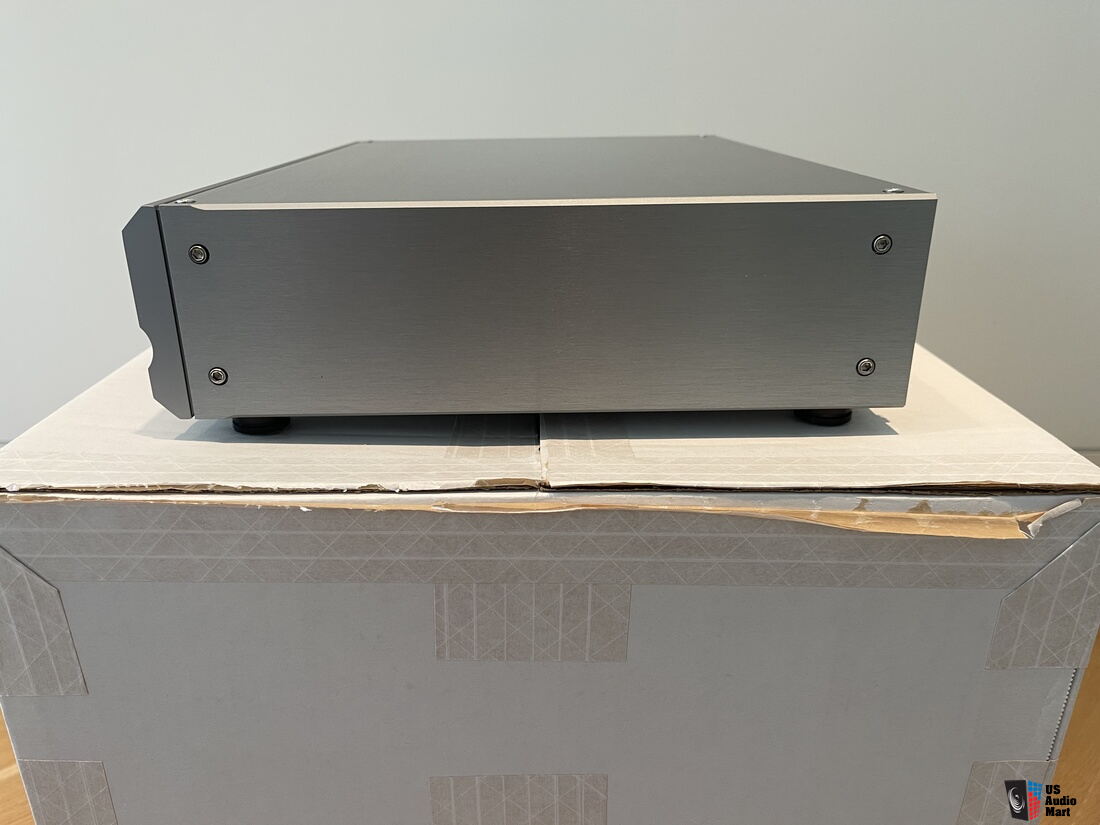 Pass Labs XP-32 Preamp Photo #4696502 - US Audio Mart