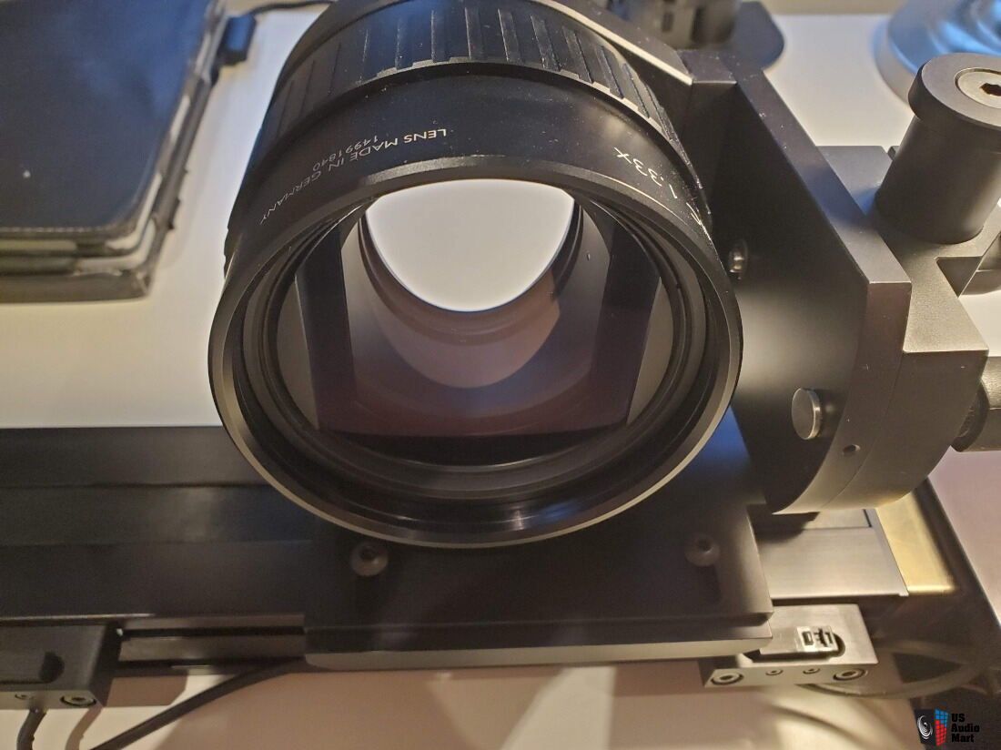 Anamorphic Lens Schneider Cine-Digitar 1.33x with Kino Linear Transport ...