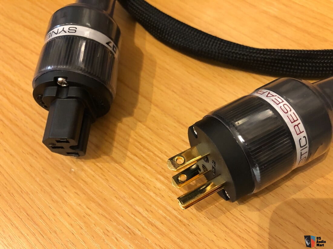 Synergistic Research SX Reference Ethernet... from The Dog Photo ...