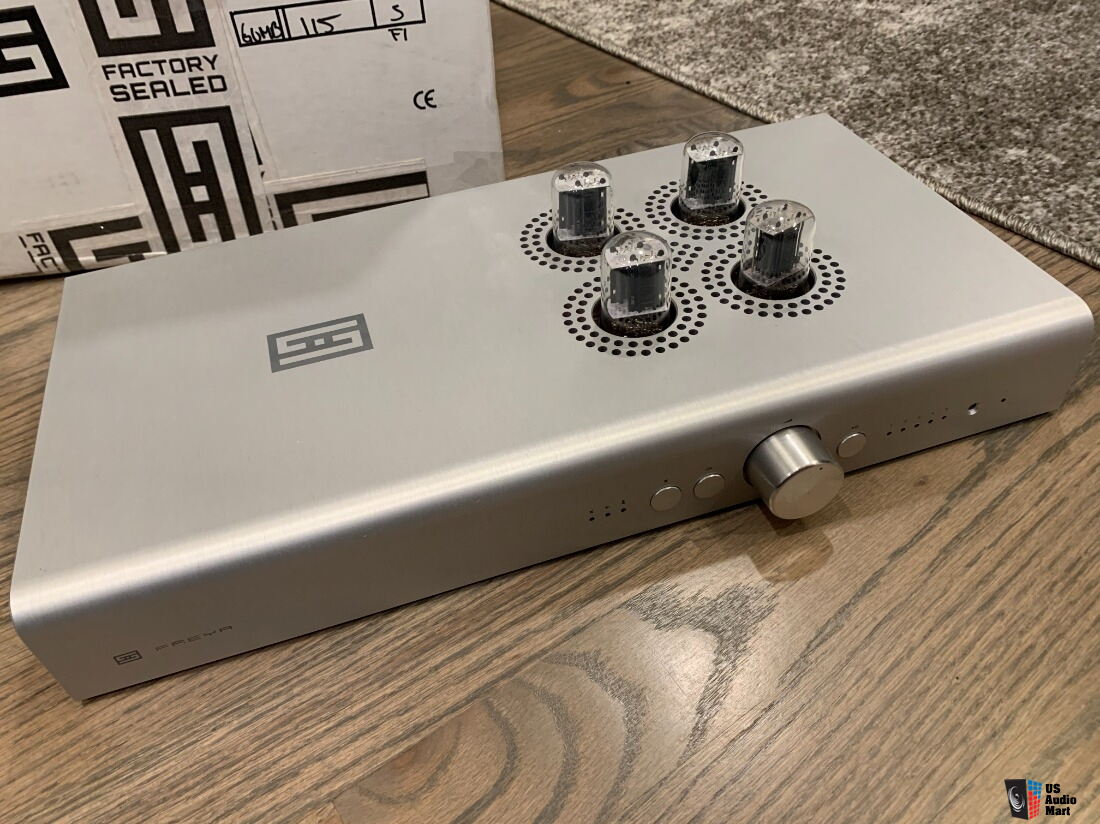Schiit Freya + Tube Preamp Silver Photo #4701050 - US Audio Mart