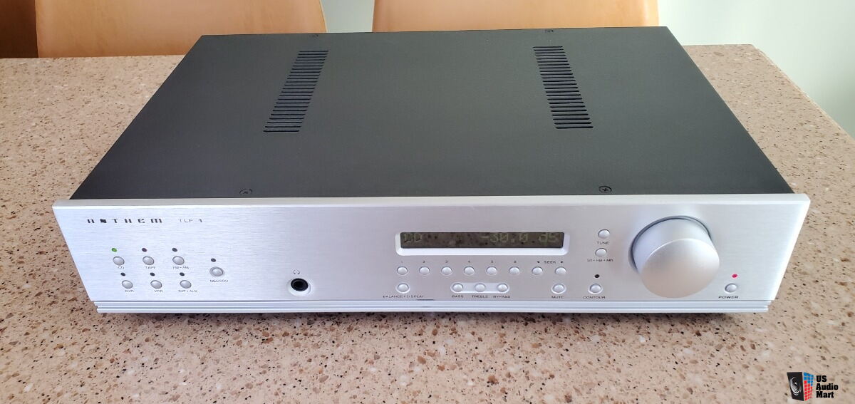 Anthem TLP-1 Preamp/Tuner with remote Photo #4702917 - US Audio Mart