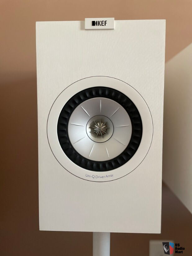 KEF Q350 (White) Photo #4703773 - US Audio Mart
