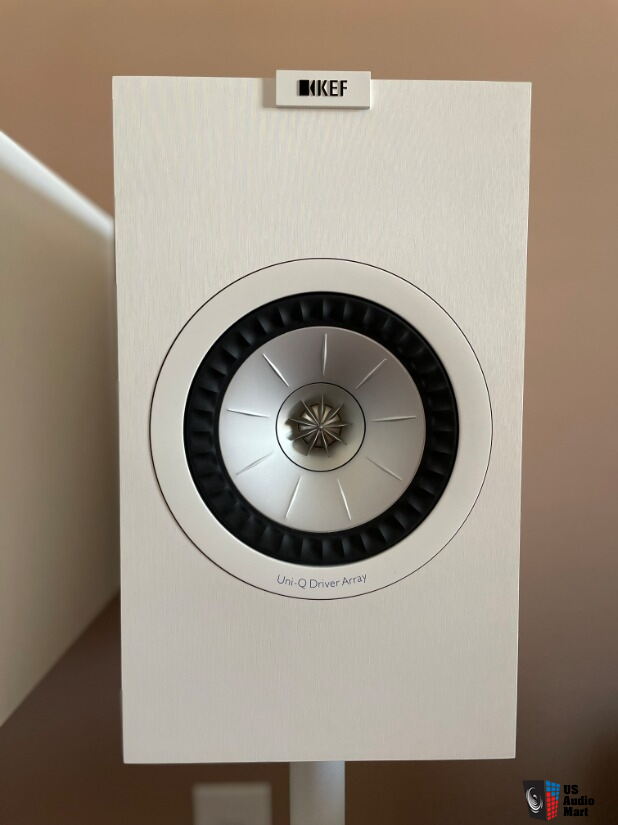 KEF Q350 (White) Photo #4703773 - US Audio Mart