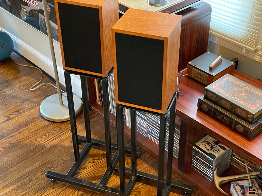 Linn, Kan Exceptional Monitors Complete w/Kan Stands Photo #4708254 ...