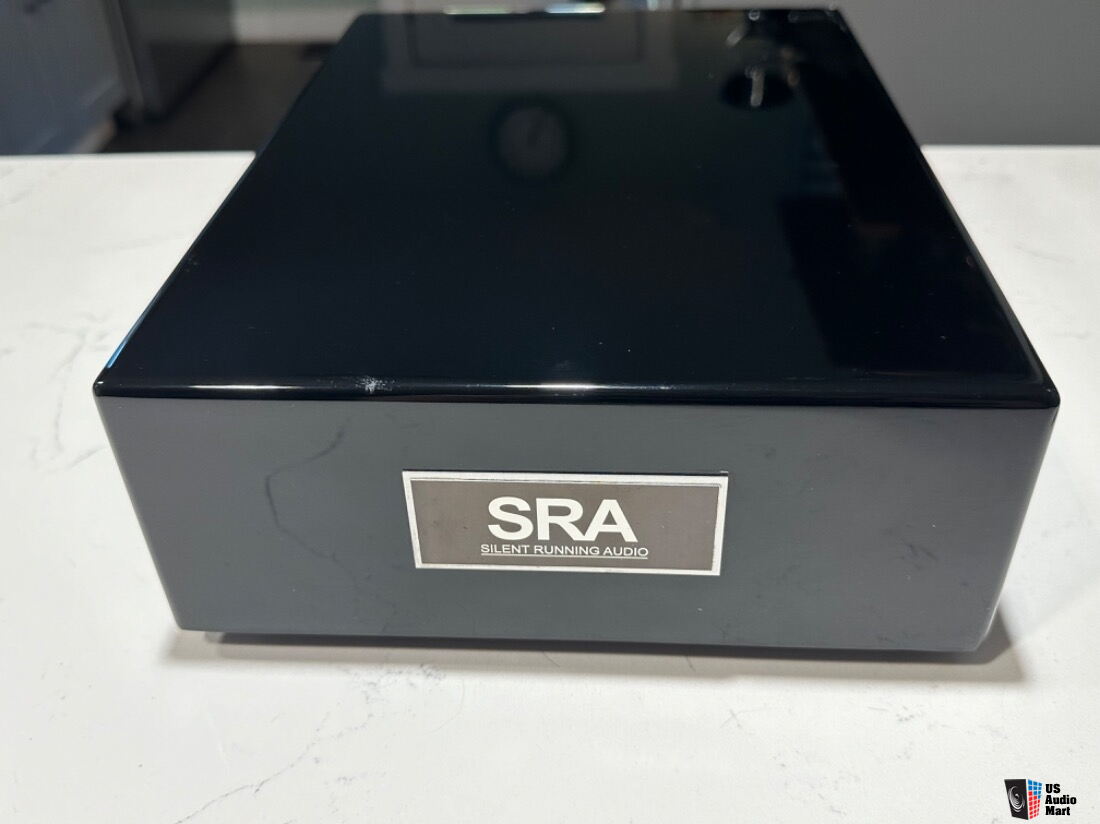 Silent Running Audio Ohio Class XL isolation stand (black gloss) Photo ...
