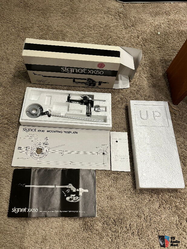 Signet XK50 tonearm in original box, one lead needs end reinstalled ...