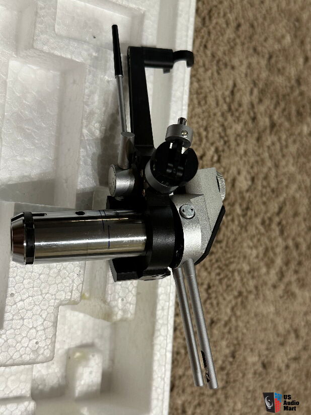 Signet XK50 tonearm in original box, one lead needs end reinstalled ...