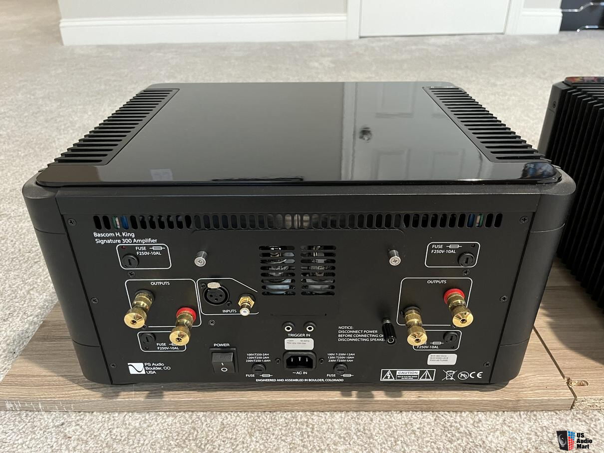 PS Audio BHK Mono 300 Power Amplifier Pair - Black w/ Audioquest ...