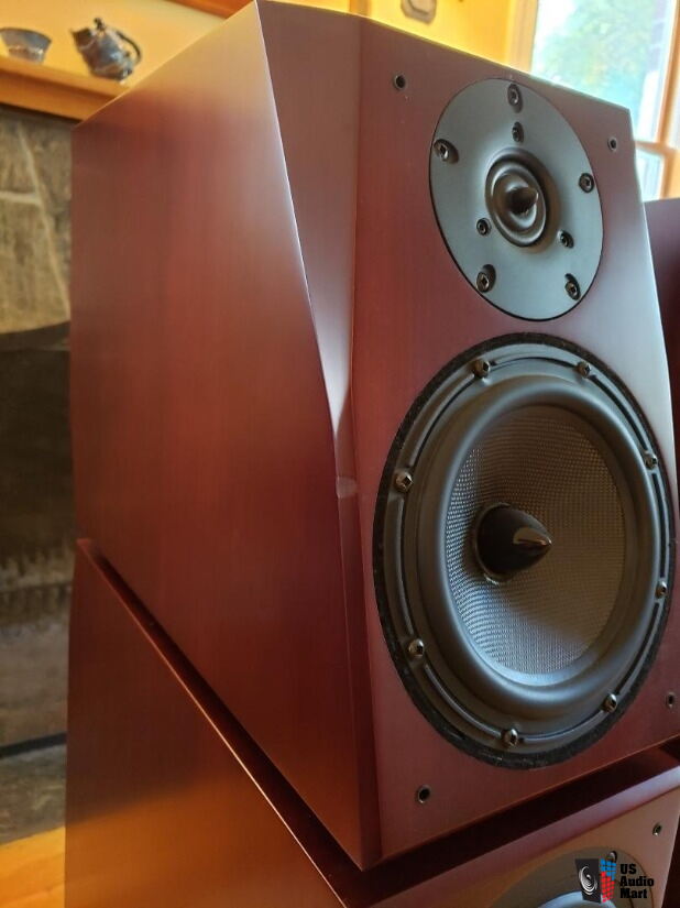 Von Schweikert VR-4jr Mark IV Speakers Photo #4722165 - UK Audio Mart