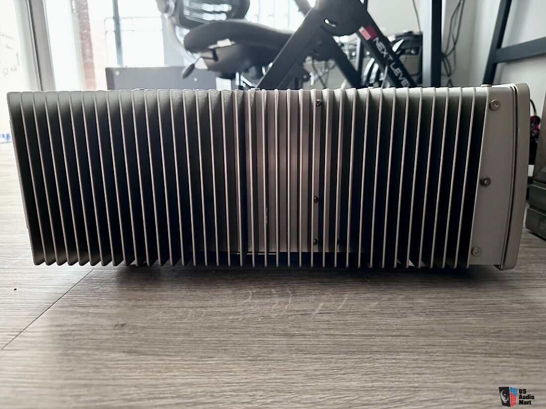 Parasound Halo A21 Stereo Power Amplifier Photo #4723178 - US Audio Mart