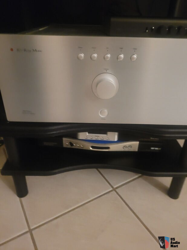 Mark Levinson red rose music. Affirmation integrated amp Photo #4727091 ...