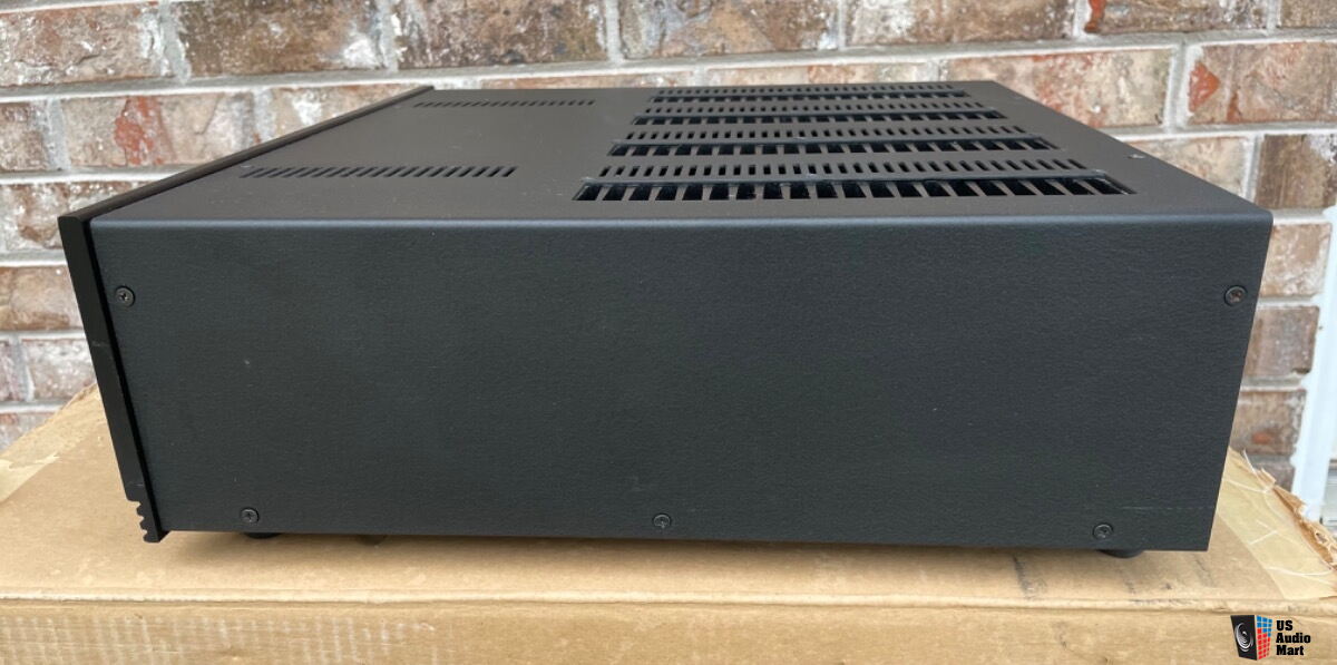 Anthem PVA-7 seven channel amplifier in original double box Photo ...